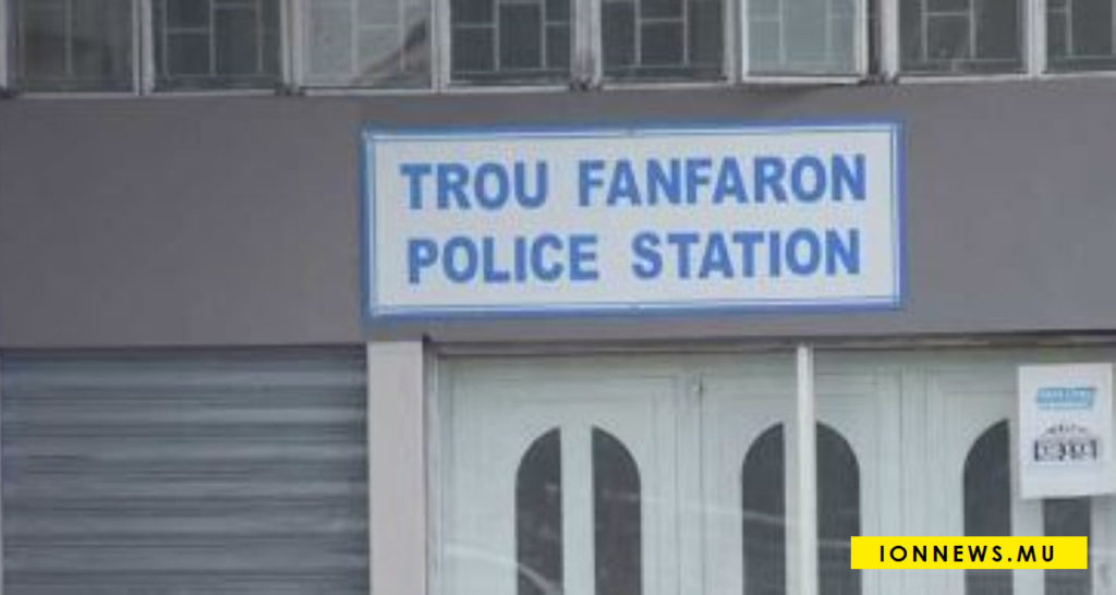 Une femme et un enfant de deux ans heurtés par un bus